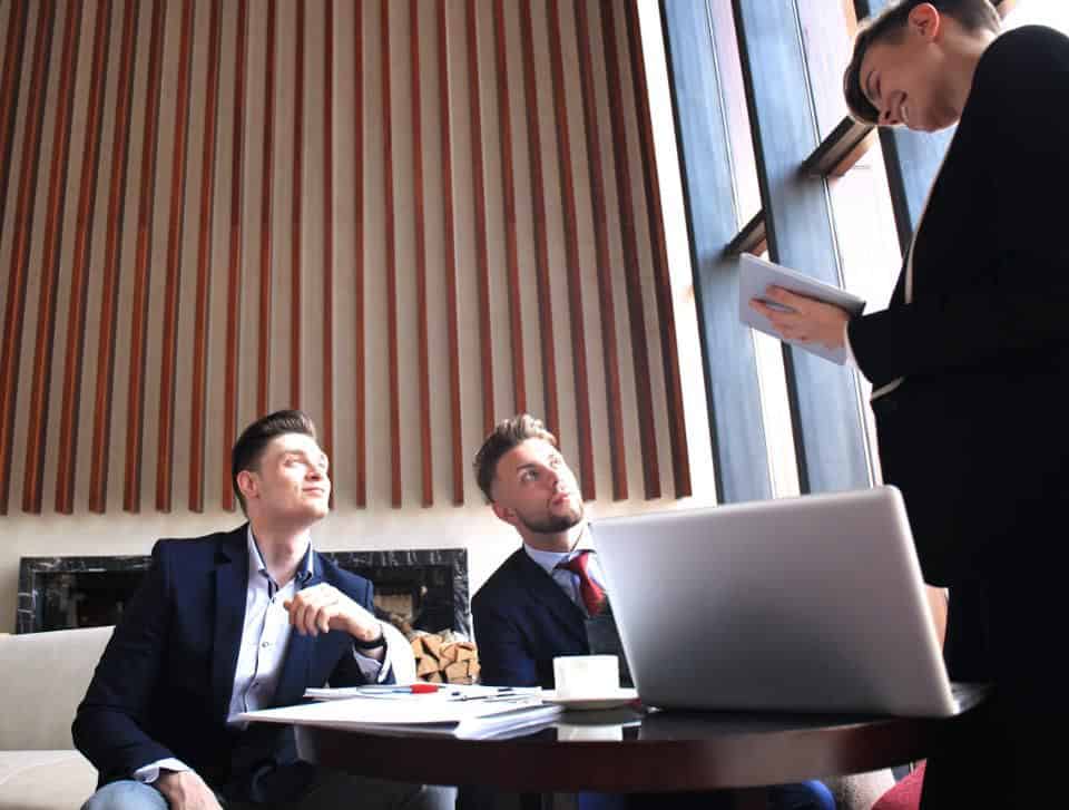 The Real Difference Between True And Fake Leadership | Intinde